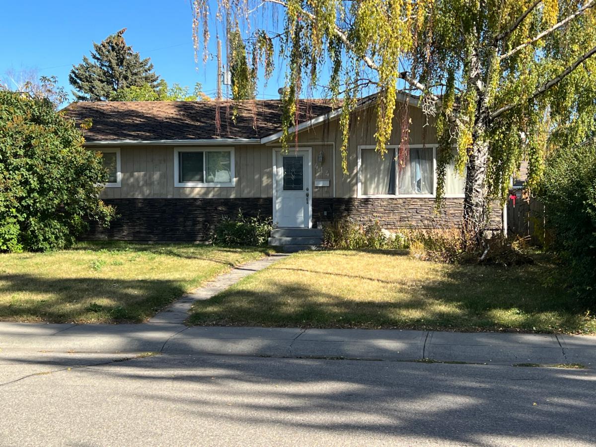 Fix And Flip - Acadia / Ablerta